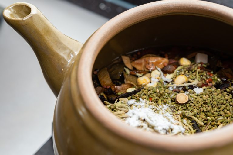 How to make a decoction | Making herbal remedies | Herbal Reality